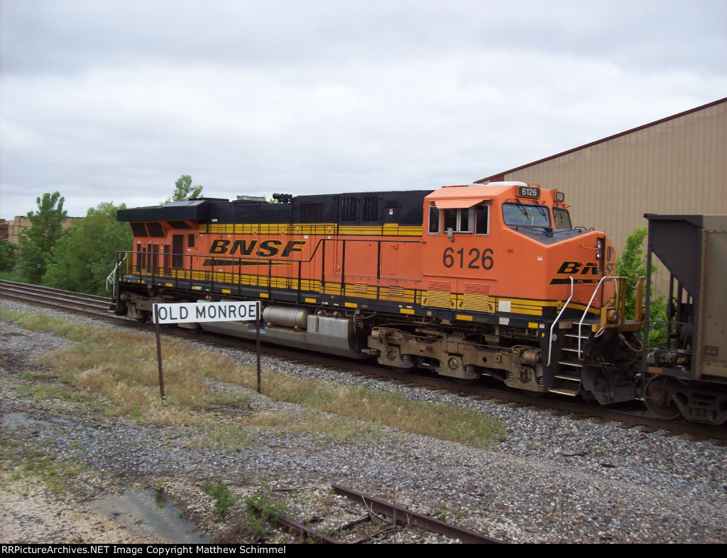 BNSF 6126 - DPU